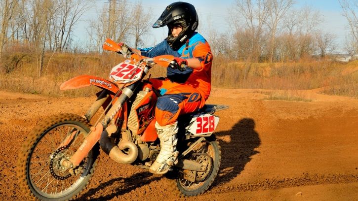 How To Adjust The Rear Shock On A Dirt Bike – Backcountry Cariboo